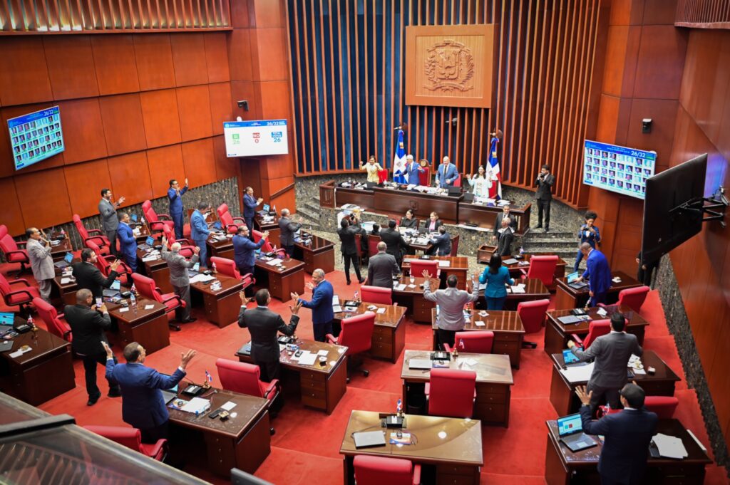 Ejecutivo pedirá extender legislatura por estancamiento en códigos ...