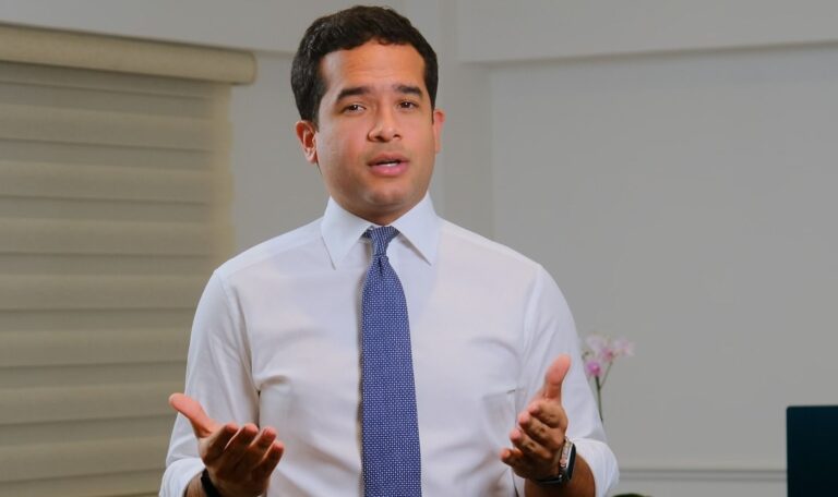 Omar Fernández identifica recursos para reducir impuesto al salario y ...